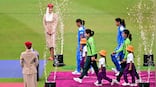 Harmanpreet Kaur ignores Fatima Sana as India, Pakistan maintain no ...
