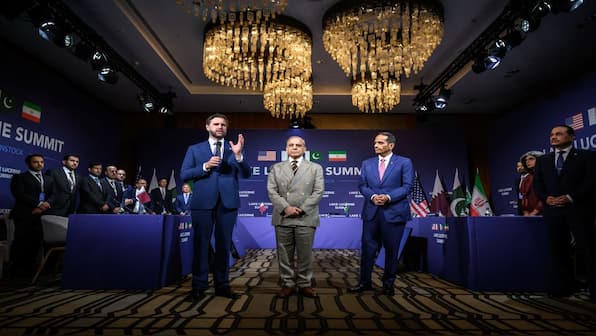 'Pakistan hid bin Laden': US Senators challenge Vance's embrace of ...