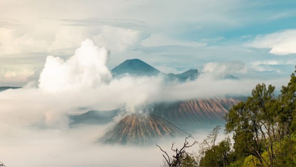 Why Iceland is known as the land of volcanos – Firstpost