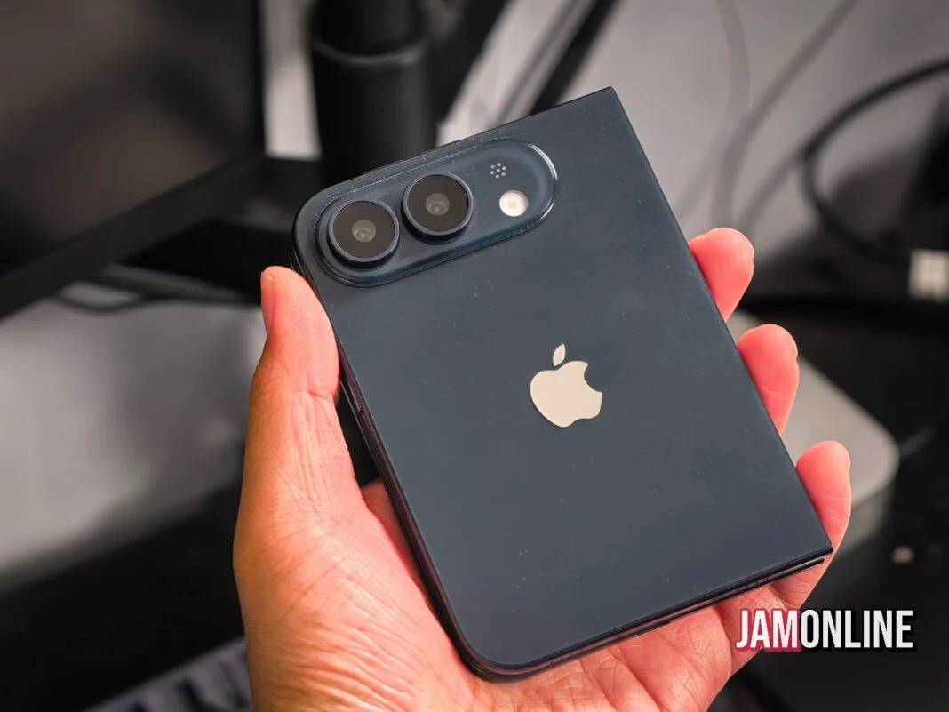 Apple iPhone Ultra vs Samsung Galaxy Z Fold 8: Which foldable flagship ...