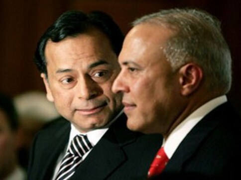 Ravi Ruia steps down as chairman of Essar Energy-Business News , Firstpost