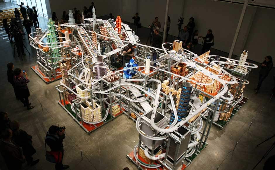 Images: A futuristic mini-city that is overflowing with cars - Photos ...