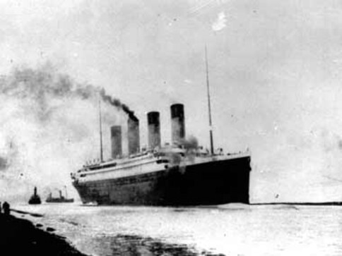 Researchers map full Titanic debris site for 1st time -World News ...