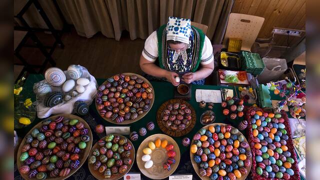 Images: Easter Sunday dawns across the world – Firstpost