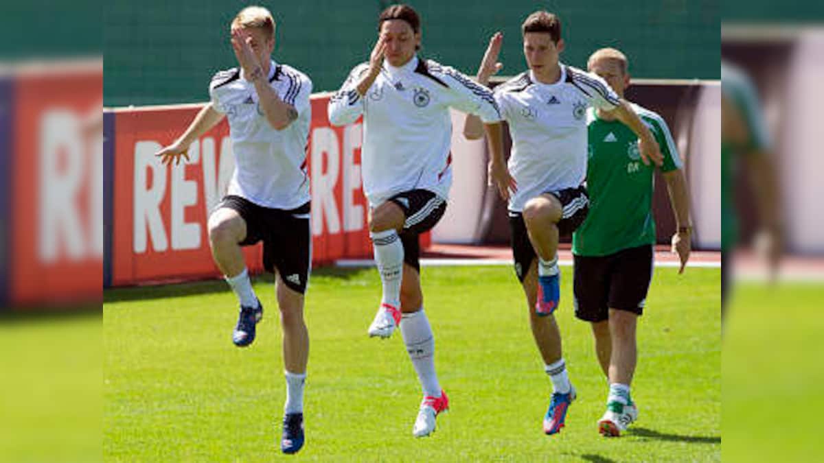 German football team to visit Nazi death camp at Auschwitz – Firstpost