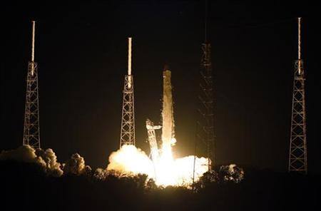 First SpaceX cargo rocket launches into space – Firstpost