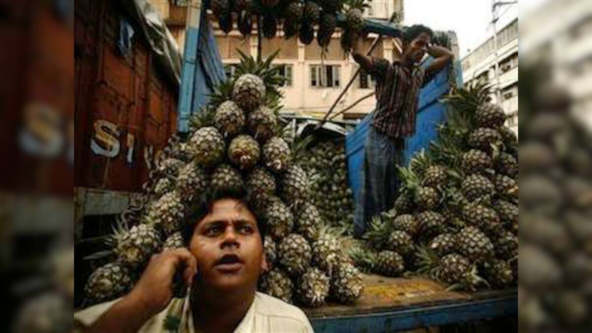 Spectrum refarming: Bharti, Voda, Idea vs Reliance and Tata – Firstpost