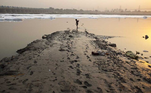 Images: India's filthiest rivers on world environment day - Photos News ...