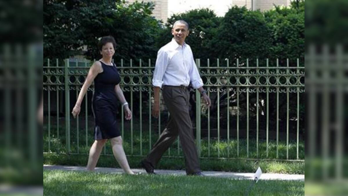 Obama takes time to relax in Chicago hometown – Firstpost