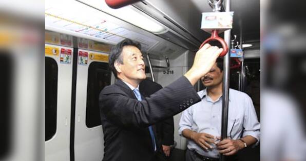 Delhi metro completes first tunnel construction at Janpath station ...