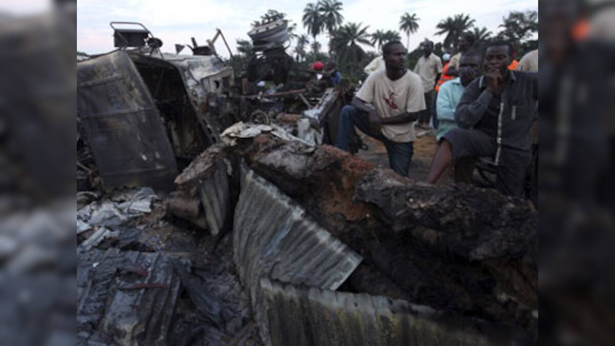 Nigeria fire victims get mass burial – Firstpost