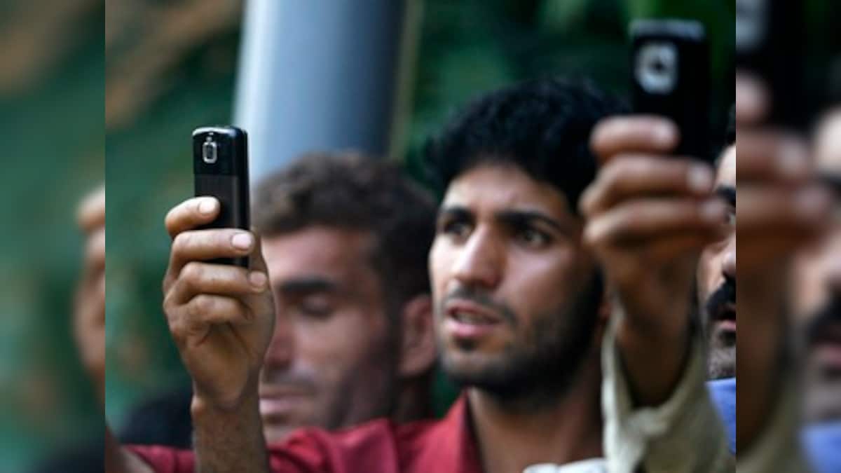 BPL mobile: Is UPA's poll dole really a telecom sweetener? – Firstpost