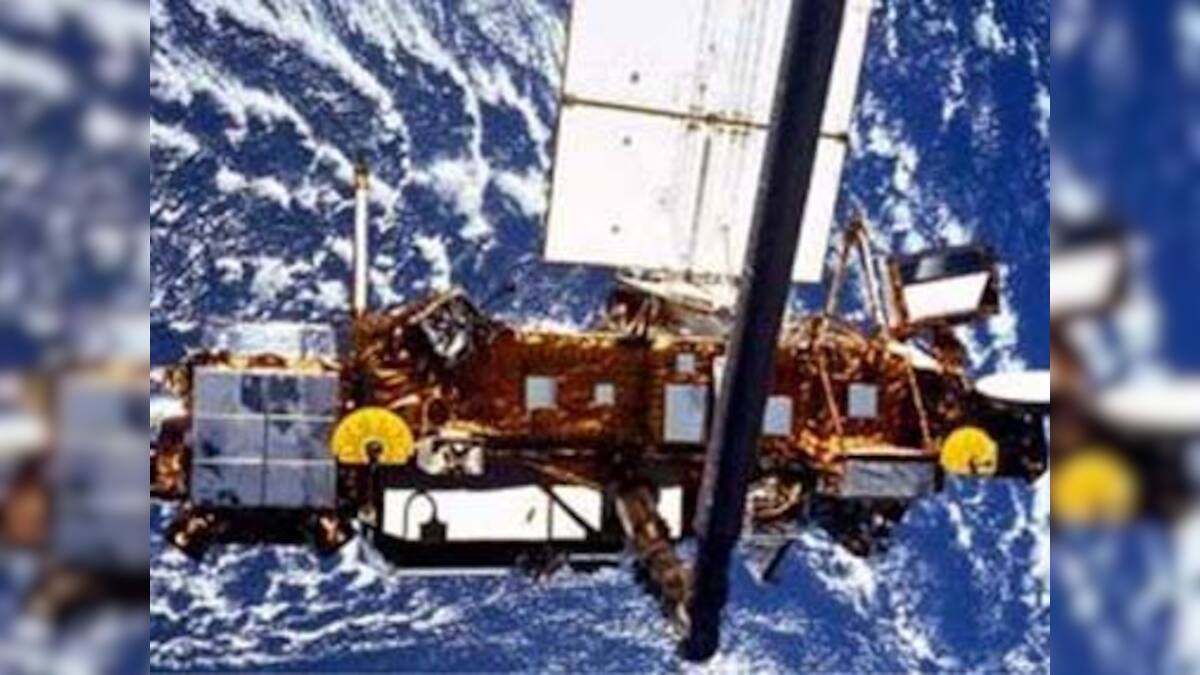 NASA launches twin satellites to explore earth's radiation belts ...