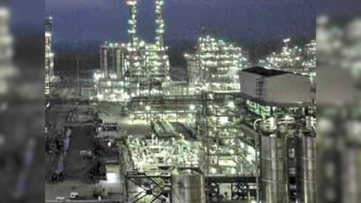 HPCL plans petrochemical unit at Barmer Refinery – Firstpost