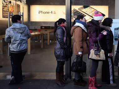 Asia's biggest Apple store opens in Beijing – Firstpost