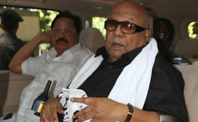 The many colours of Karuna: DMK supremo embraces black - Photos News ...