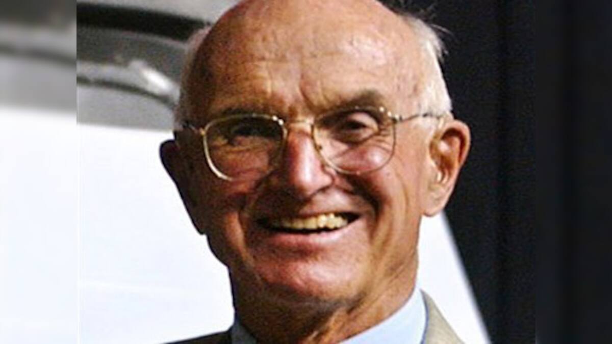 World's first transplant doctor, Nobel winner Murray dies – Firstpost