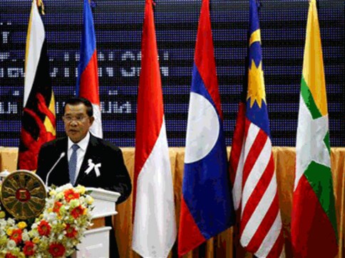 ASEAN adopts controversial human rights declaration-World News , Firstpost