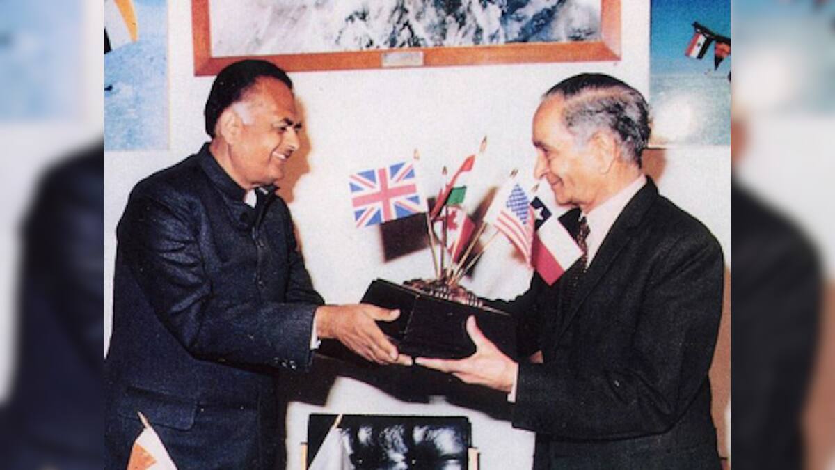 Former defence minister KC Pant passes away – Firstpost