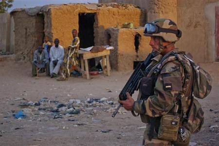 French, Malian troops fight Islamist rebels inside Gao-World News ...