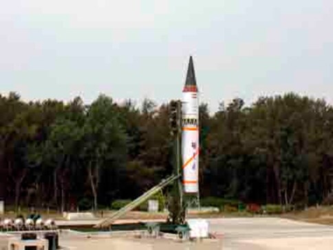 India test-fires ballistic missile Agni II from the Abdul Kalam Island ...