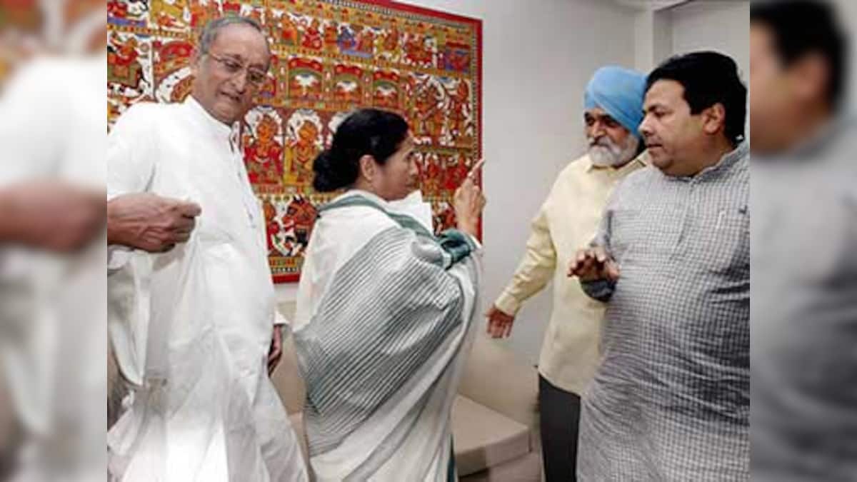 Wham, bam, you won, ma'am: SFI's five gifts to Mamata – Firstpost