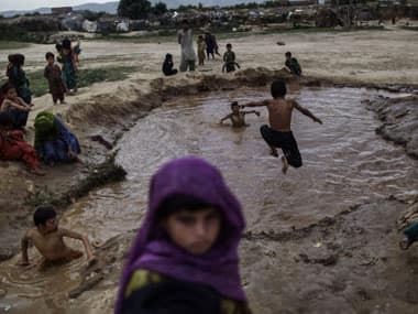 Afghans in Pakistan get refugee status – Firstpost