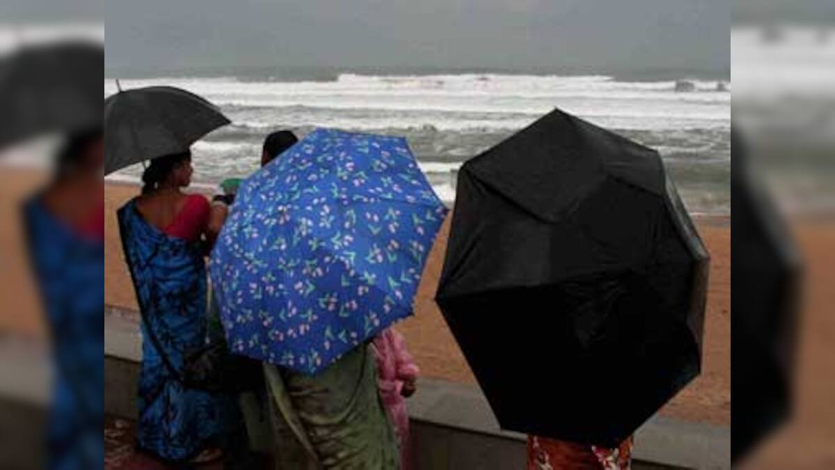 Cyclone Phailin: Extensive loss to Paradip Port, says chairman – Firstpost