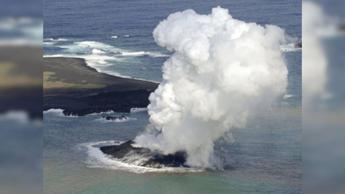 Volcanic eruption throws up new island off Tokyo – Firstpost