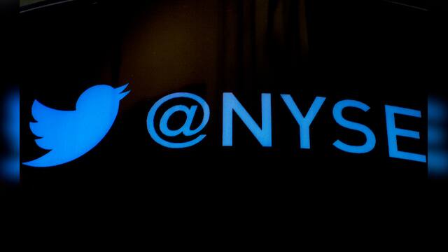 Photos: Wall Street gets ready for Twitter IPO – Firstpost