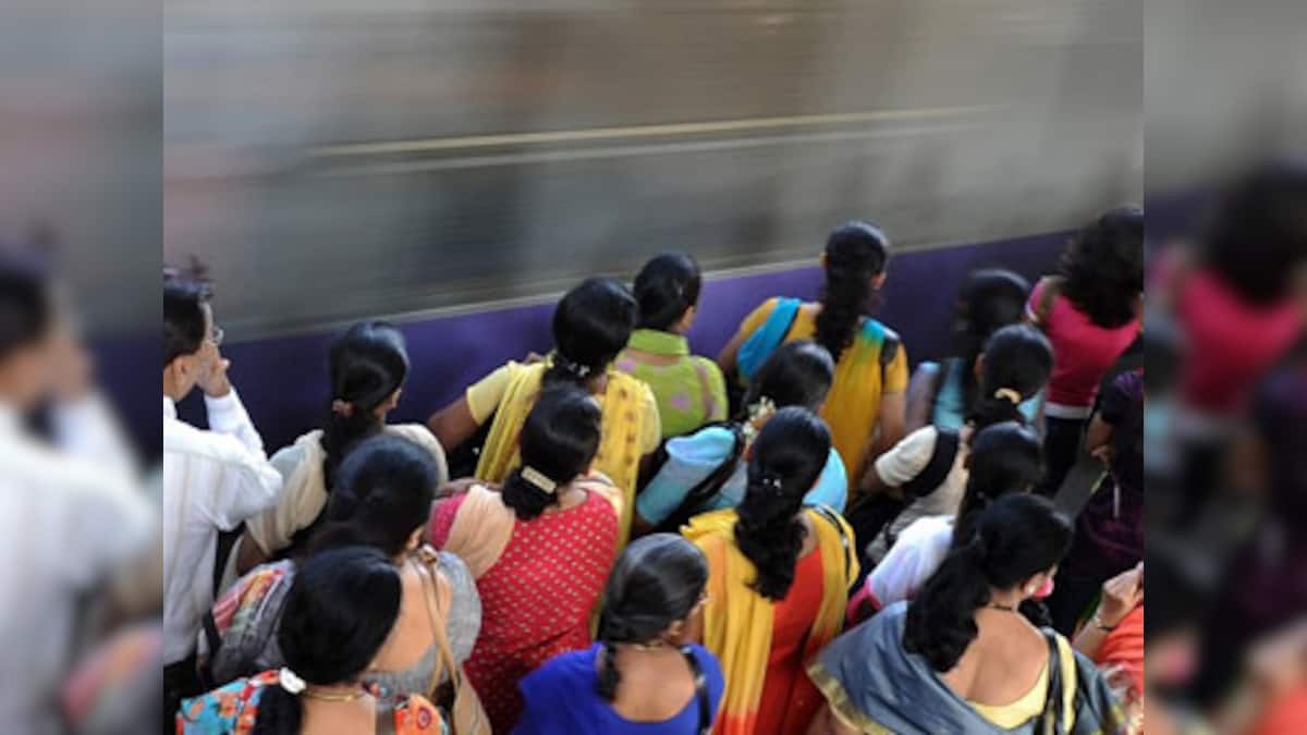 DMRC to pay Rs 10,000 for thumb injury due to metro X-Ray machine ...