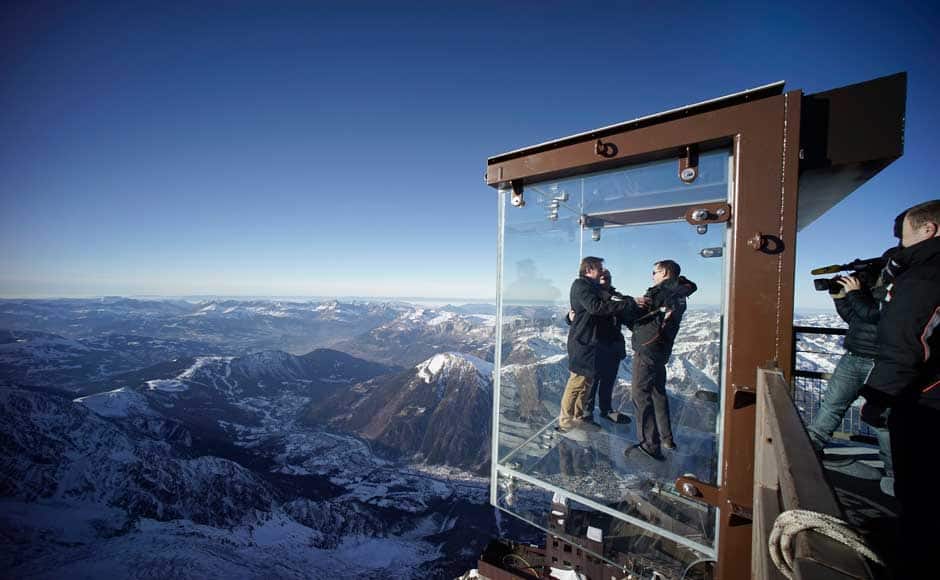 Images: Chamonix Skywalk lets you walk 1000m above the French Alps ...