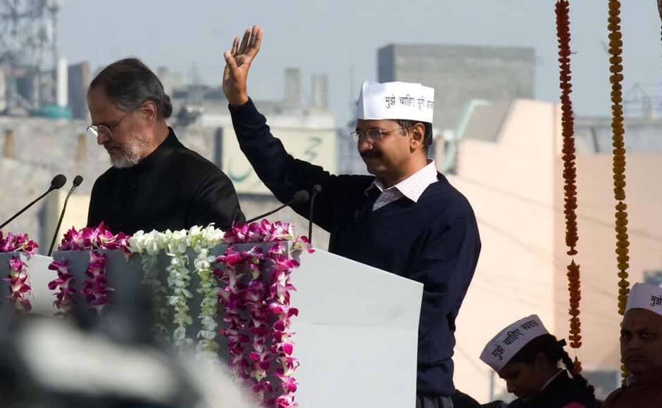 Photos: Massive crowds cheer as Kejriwal is sworn in as Delhi CM ...