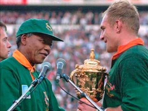 How Nelson Mandela wore a rugby jersey to unite South Africa-World News ...