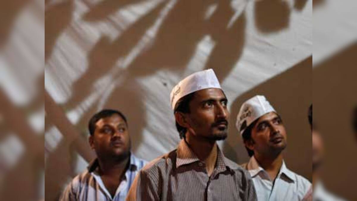 AAP loses potential ally in Maharashtra, Raju Shetty joins BJP-Sena ...