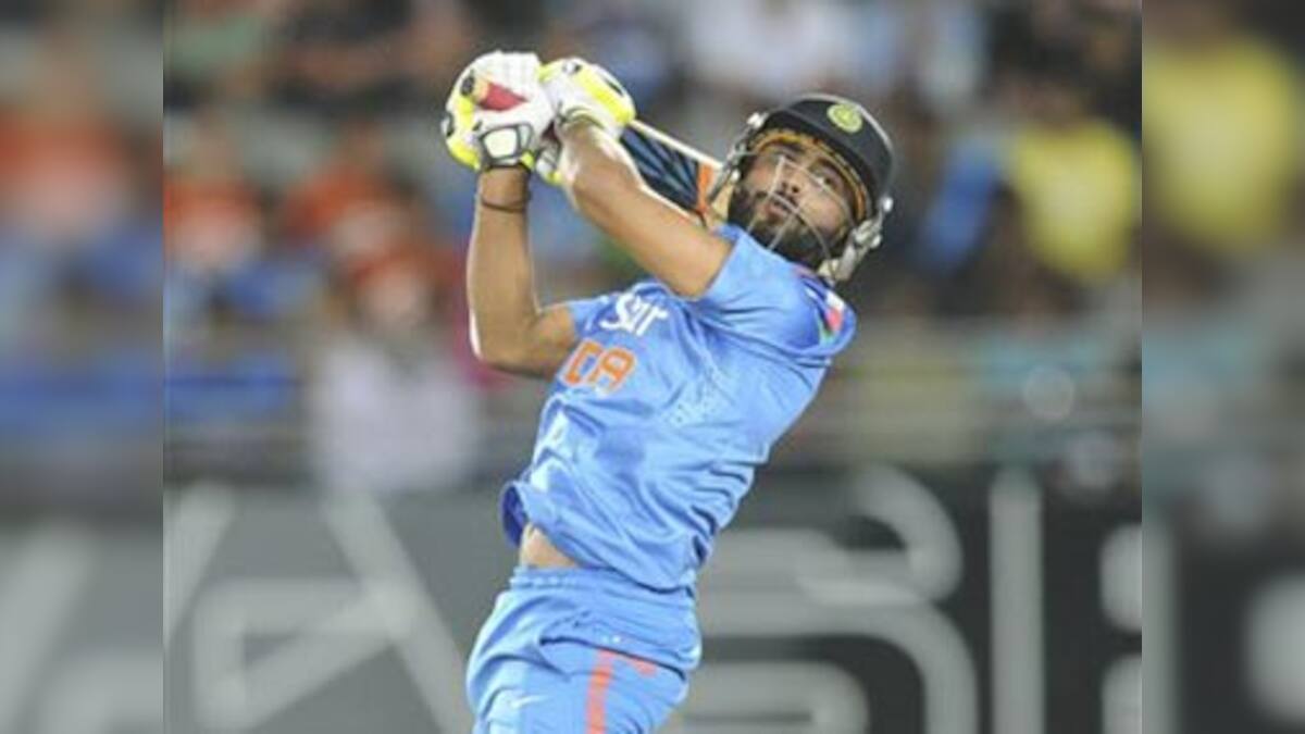 Jadeja, Ashwin conjure up dramatic tie in 3rd ODI vs Kiwis – Firstpost