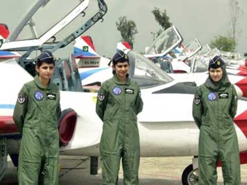 Pakistani fighter jet crashes, two pilots dead-World News , Firstpost