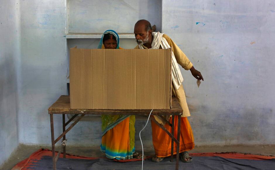 Photos: Voters exercise their right on the last day of Election 2014 ...