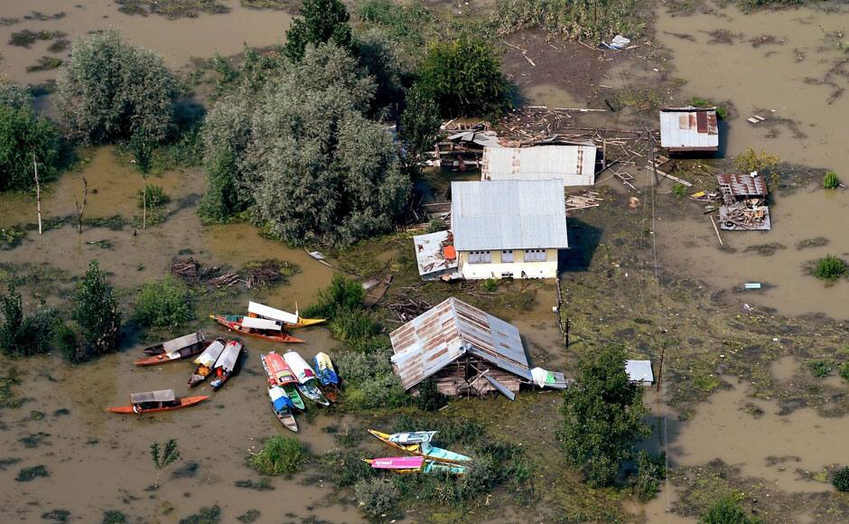 Photos: As rescue ops continue, Jammu and Kashmir remains flooded ...