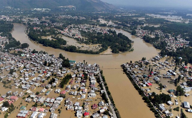 Photos: As rescue ops continue, Jammu and Kashmir remains flooded ...