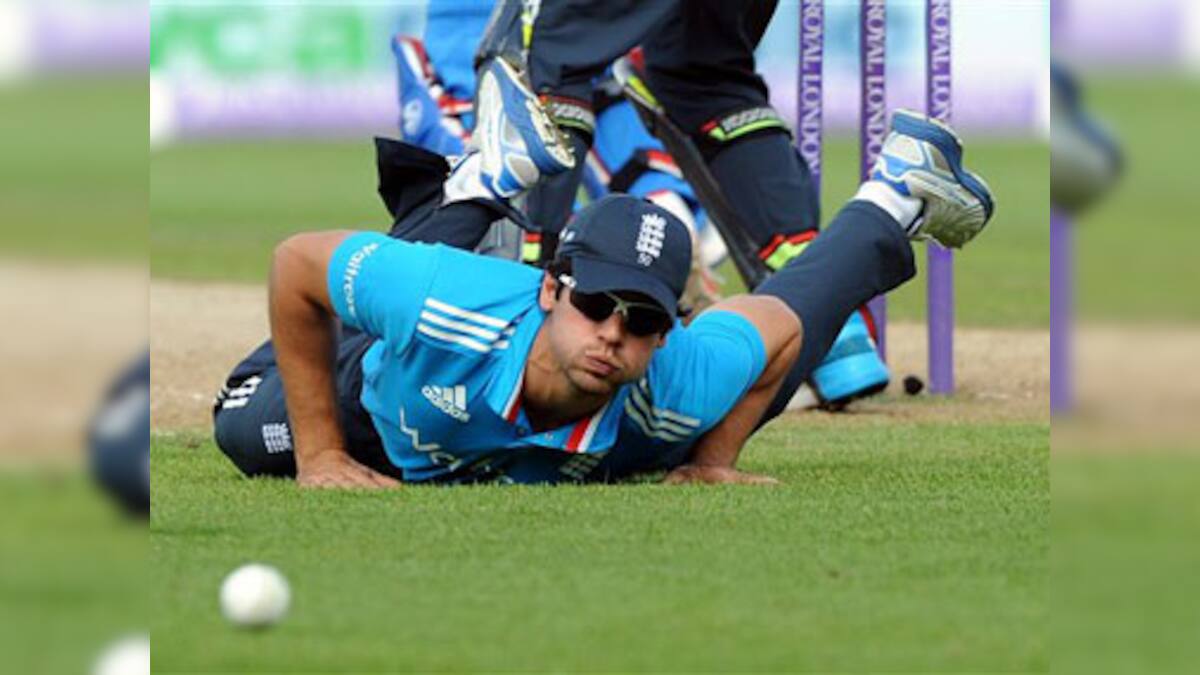 Botham and Swann slam 'boring, embarrassing and outdated' England ...