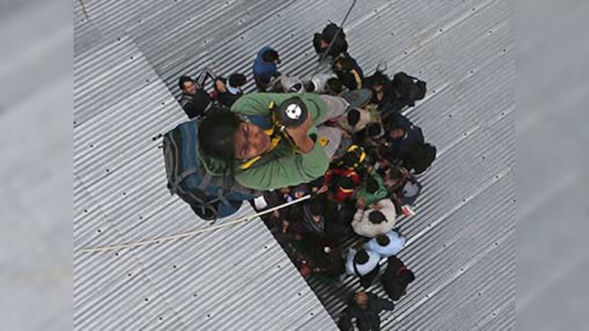 Kashmir floods: Worried about Army's humanitarian effort, separatists ...