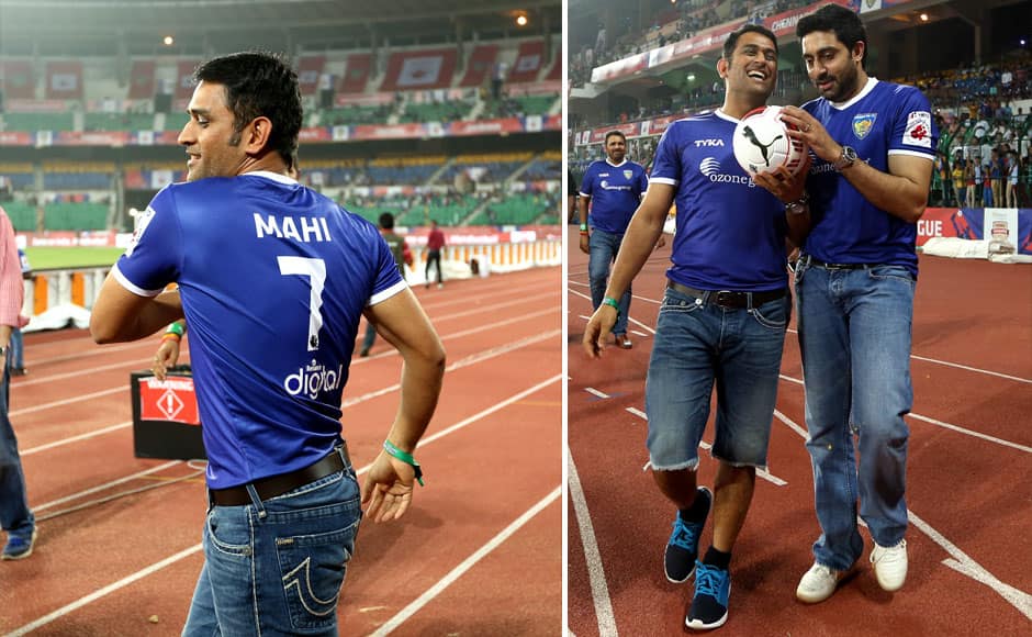 Photos: When MS Dhoni showed that he hasn't lost his goalkeeping touch ...
