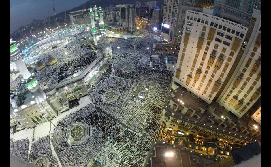 Photos: Two million Muslims flood Mecca as Haj nears end - Firstpost