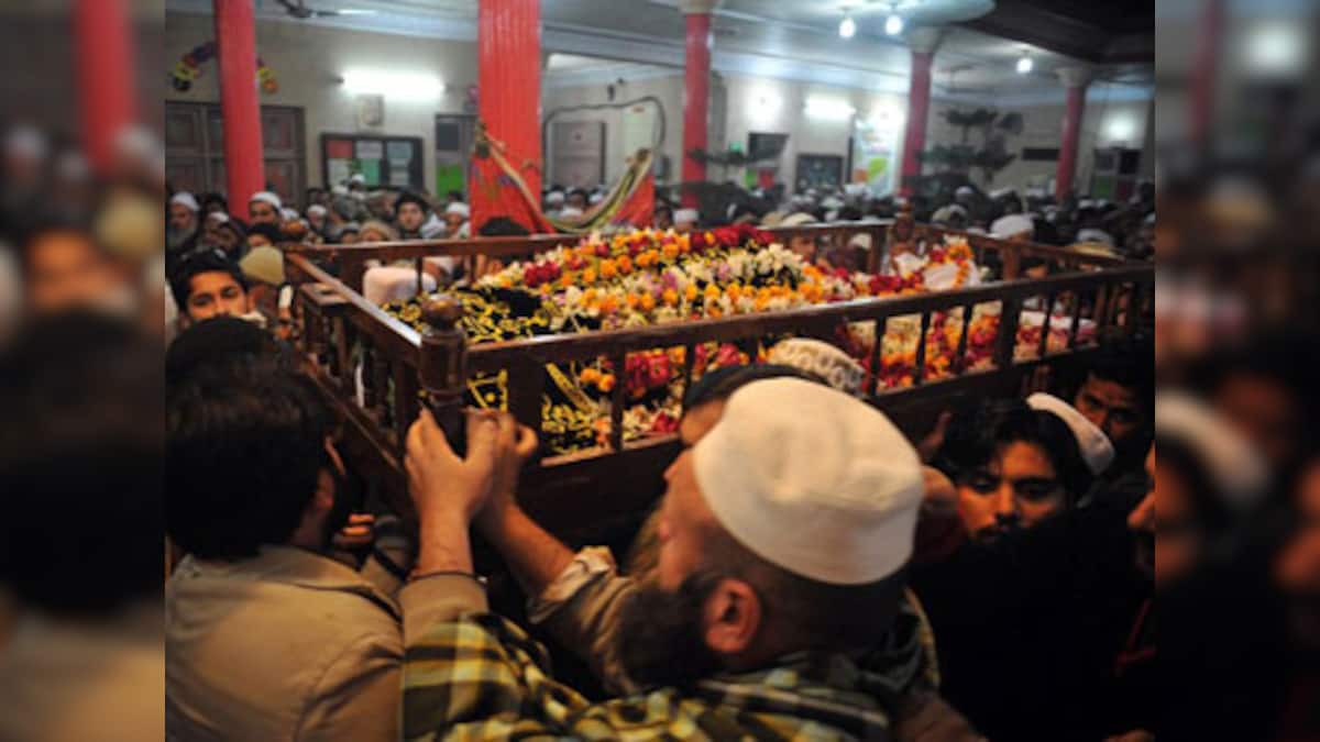 Peshawar school attack aftermath: Pak to detain 6,000 terror suspects ...
