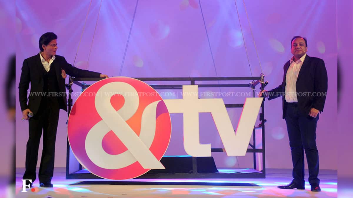 SRK launches &TV, to host an adaptation of Who's Asking for the channel ...