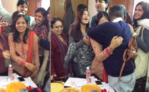 Aww! Arvind Kejriwal hugs wife after massive victory, thanks family for ...