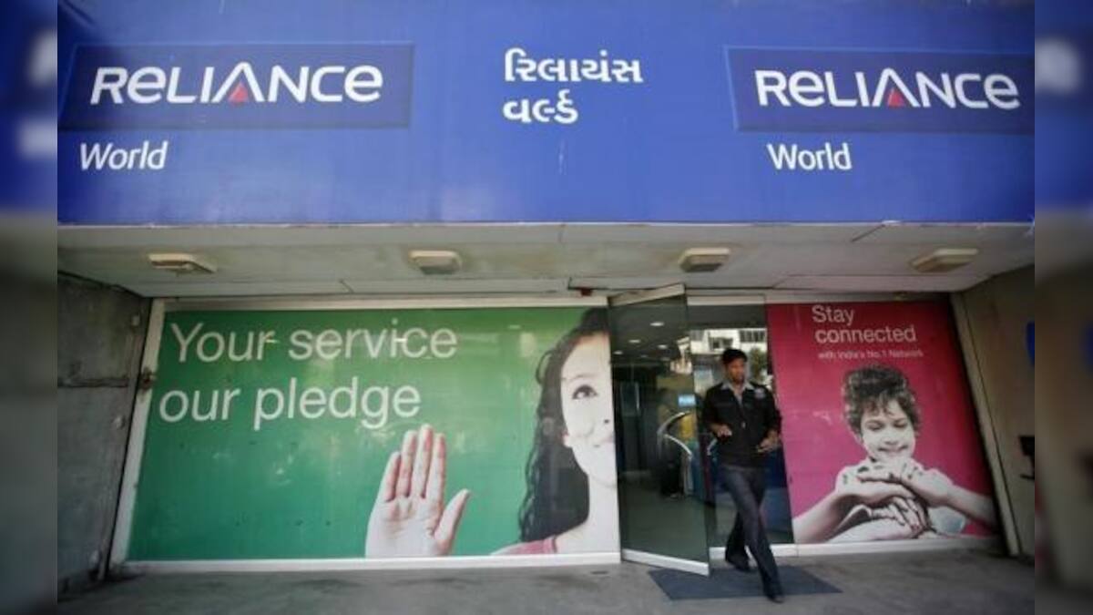 Smartphone users boost Reliance Communications profit – Firstpost