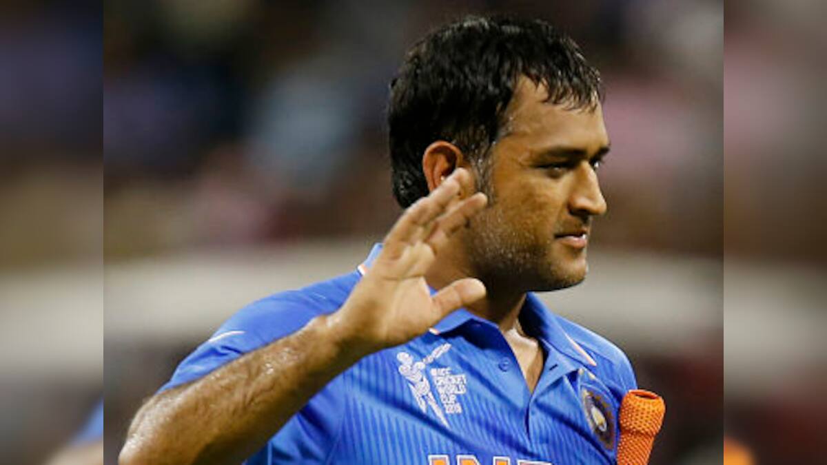 World Cup 2015: MS Dhoni reminds us he still has the coolest head in a ...