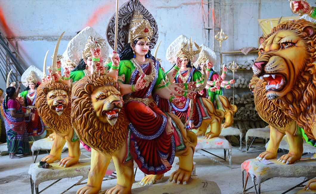 Pandals, Idols and Devotees all set to celebrate Durga Puja